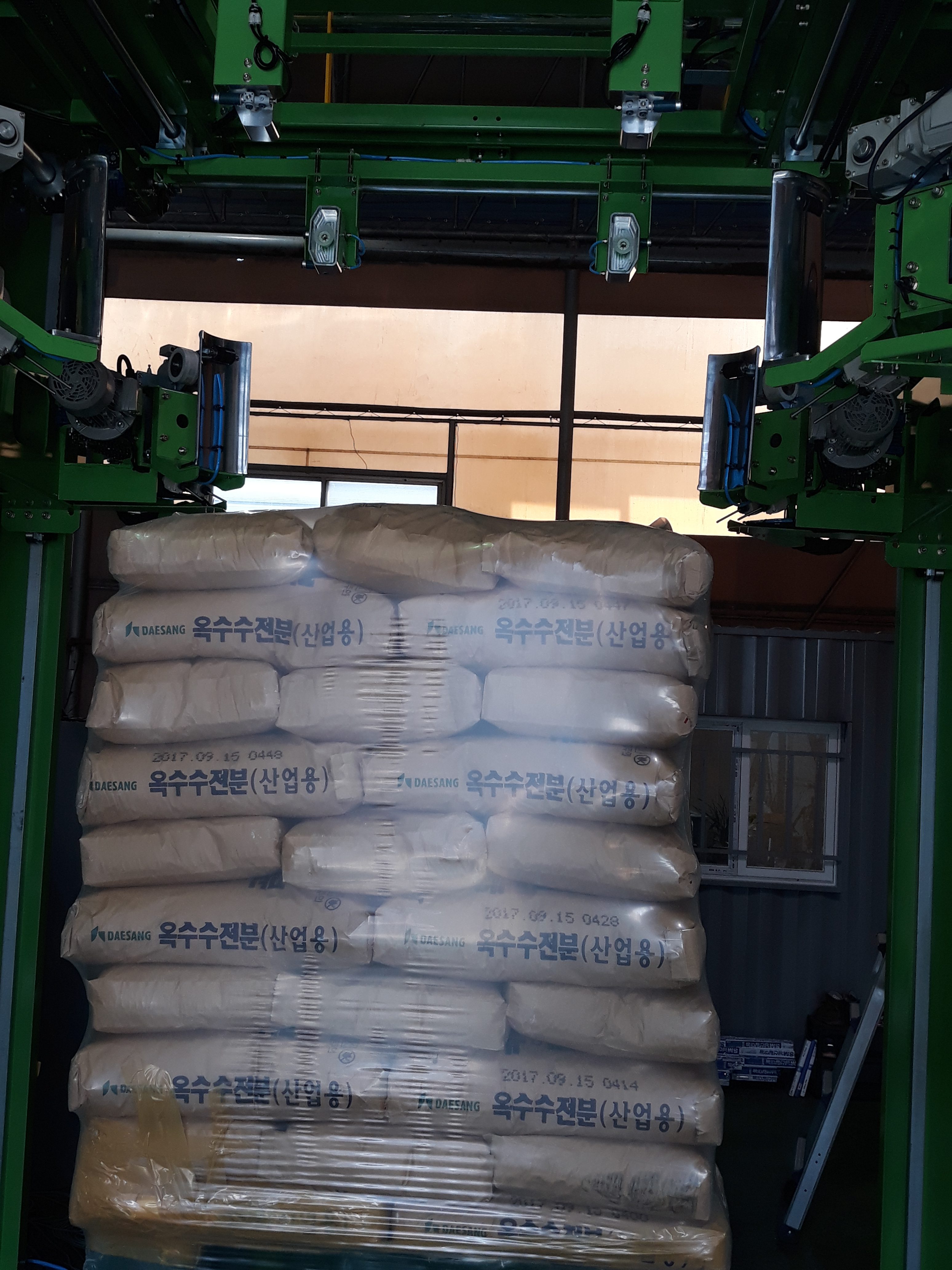 Plastic/Pouch Bag Opening – VMECA